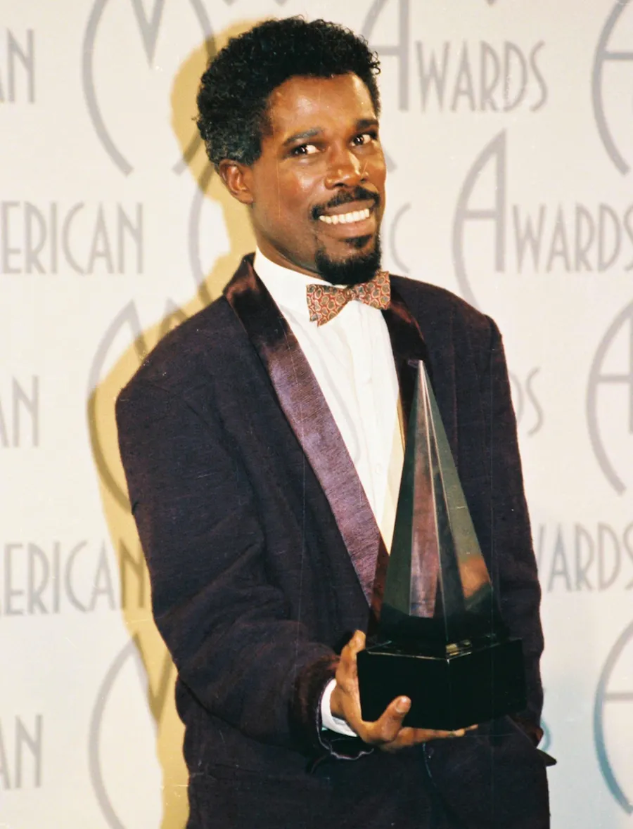 SUNDAY MUSIC VIDS: Billy Ocean | Young Hollywood