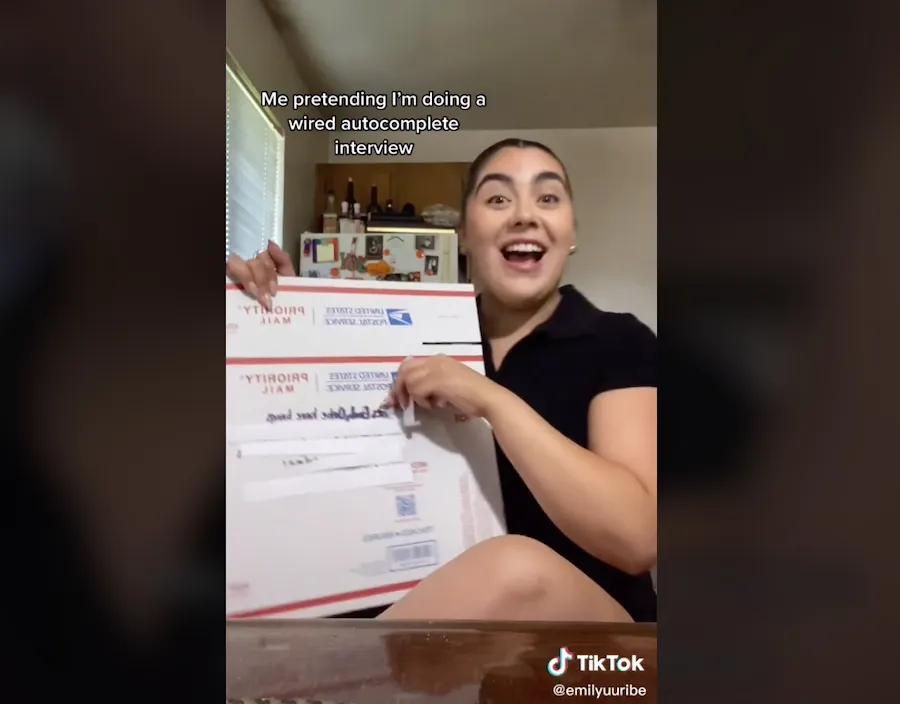 VIRAL ALERT: Emily Uribe | Young Hollywood