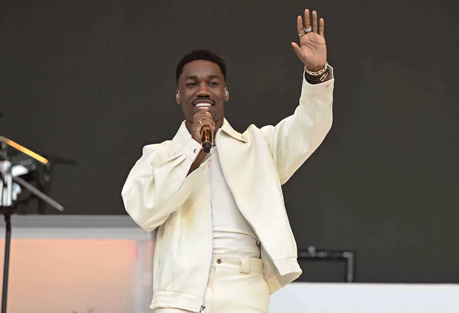 ARTIST SPOTLIGHT: GIVĒON | Young Hollywood