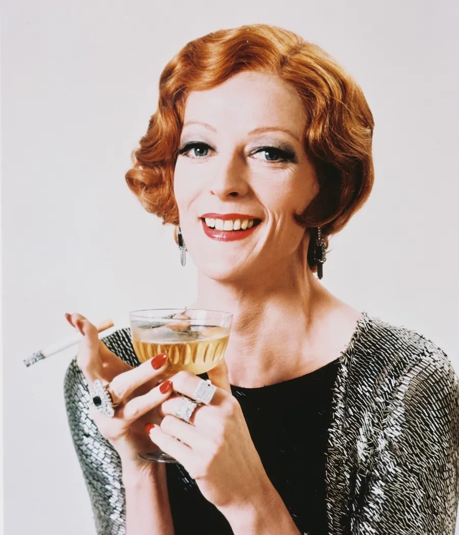 Maggie Smith's Legacy: Beyond 'Harry Potter' & "Downton Abbey"! | Young ...