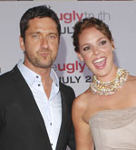 JULIANNE HOUGH HELPED GERARD BUTLER WITH DANCE LESSONS | Young Hollywood