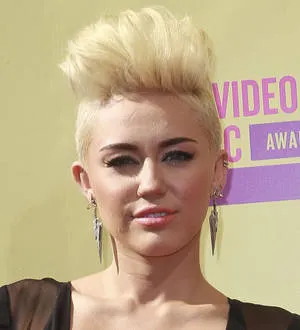 PETA bosses adopt pig as Miley Cyrus turns 20 | Young Hollywood