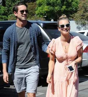 Kaley Cuoco's proposal started with a fight | Young Hollywood