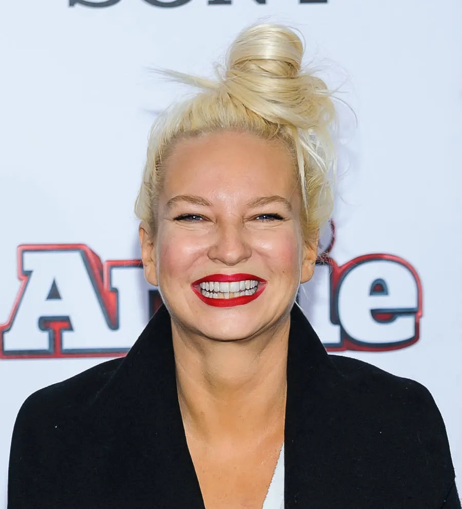 Sia goes disguise-free in Transparent cameo | Young Hollywood