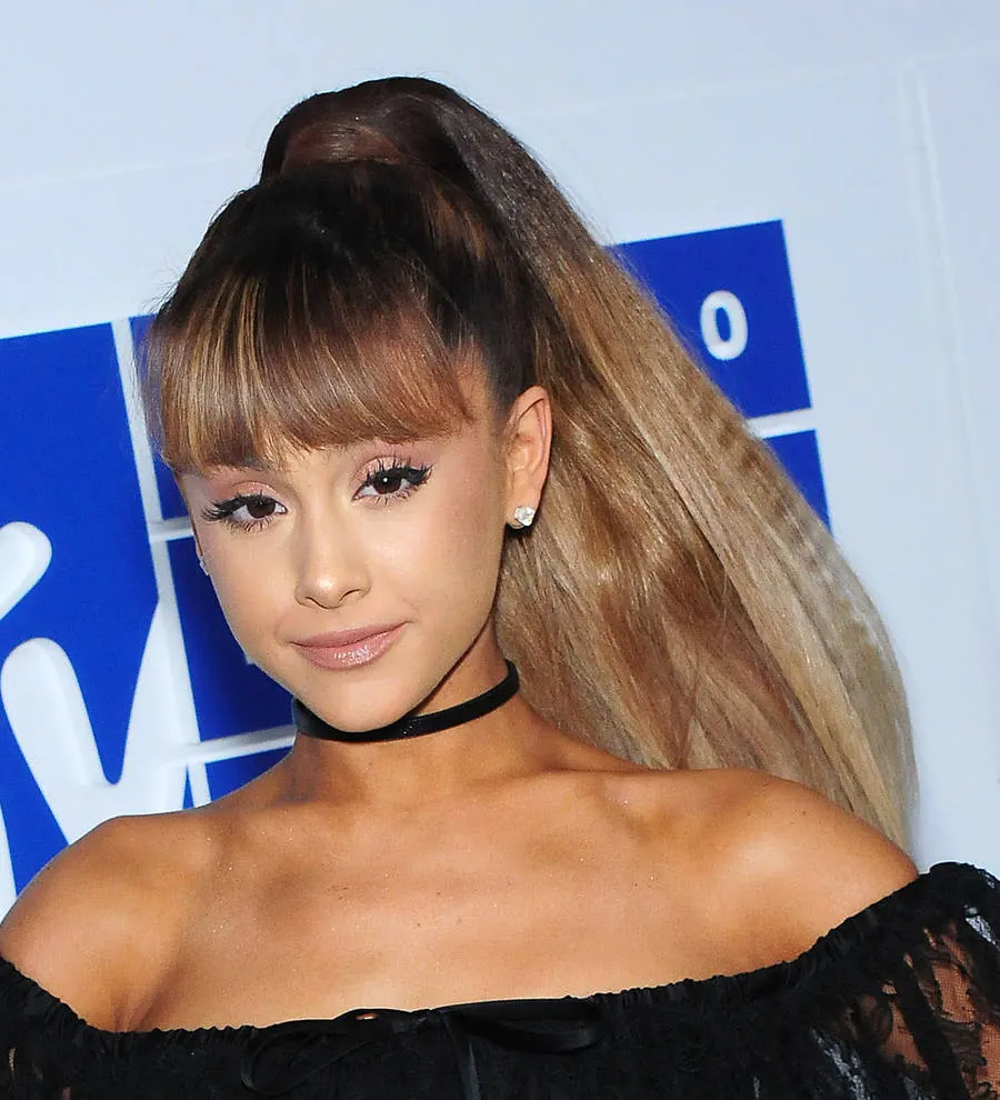 Ariana Grande challenges Ryan Seacrest over relationship questions ...