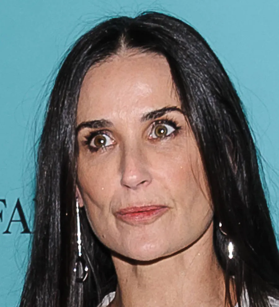 Demi Moore sued over swimming pool death | Young Hollywood
