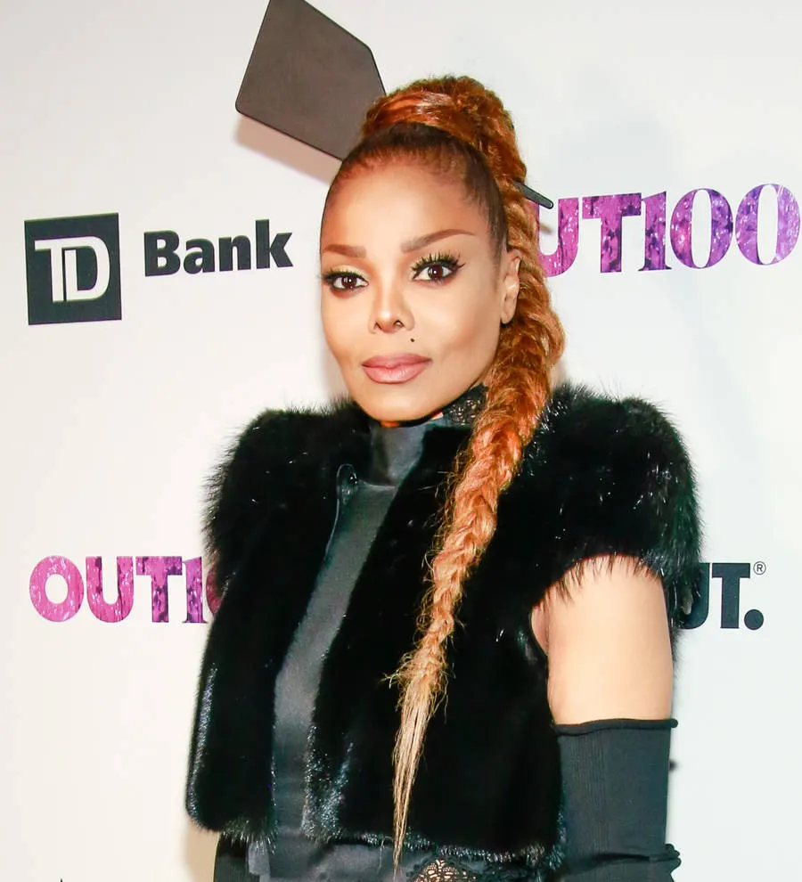 Janet Jackson receives Music Icon Award | Young Hollywood