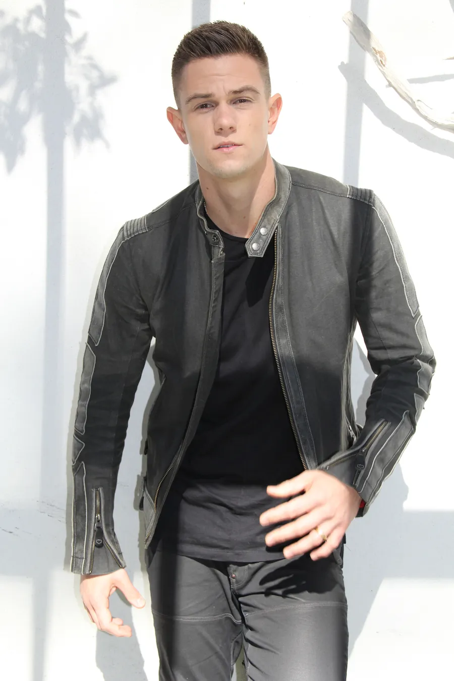 ARTIST TO WATCH: Nick Hagelin + EXCLUSIVE Music Video Premiere! | Young ...