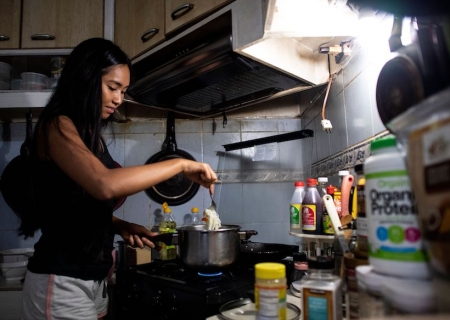 In the Green Room with Garnier Fructis - Lelia Broussard