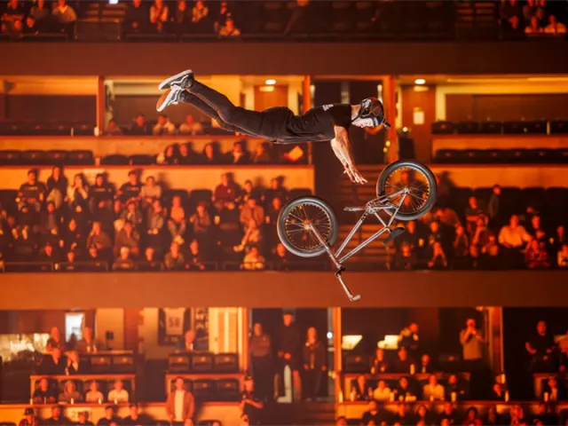 Is Meme House The New It Influencer Central? | Young Hollywood